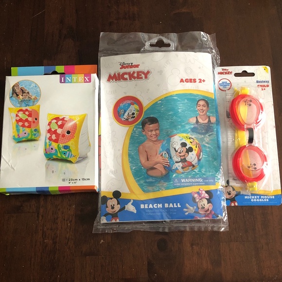 disney & intex | Swim | Disney Mickey Mouse Kids Swim Set Red And ...